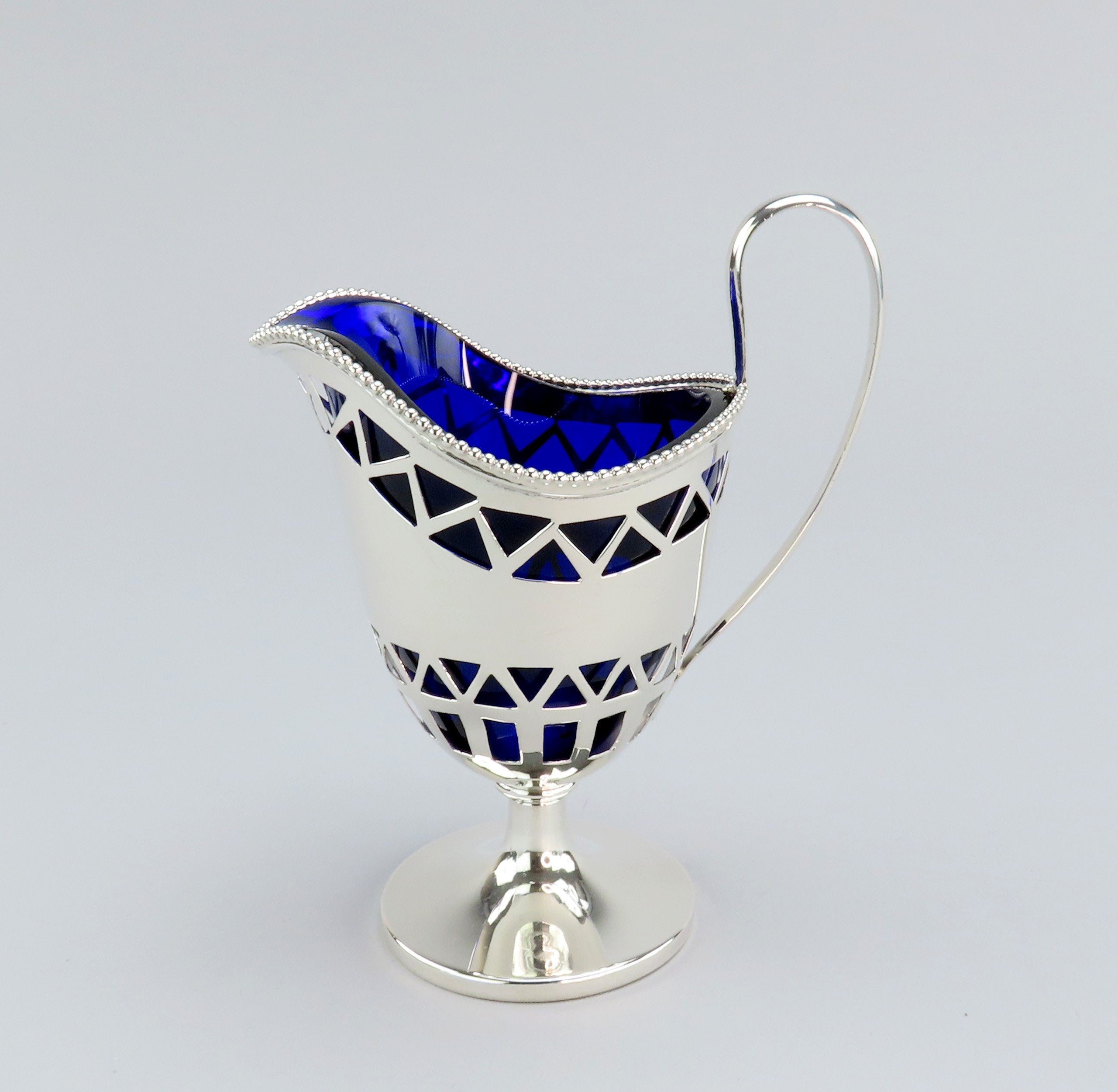 c1900 Nevius Co Sterling Silver Helmet Form Creamer w Glass Liner ...